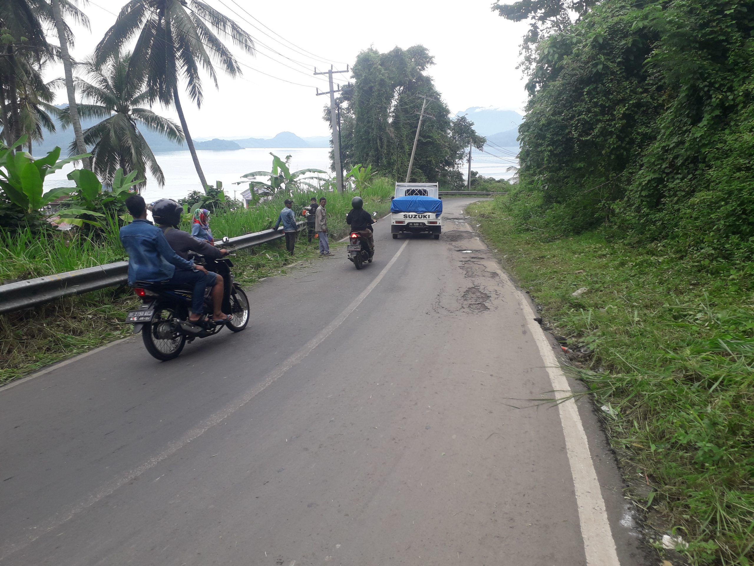 Pemdes Batu Menyan Gelar Kegiatan Gotong Royong Jum'at Bershih - Batu ... Pemdes Batu Menyan Gelar Kegiatan Gotong Royong Jum'at Bershih - Batu ...
